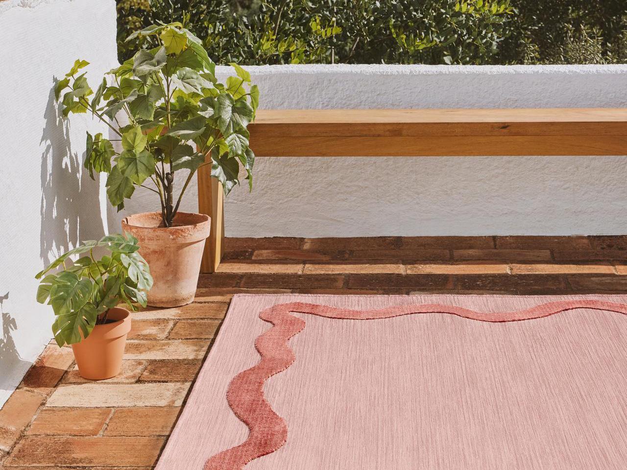 Balcony rug ideas: Bring your balcony to life - Rugvista