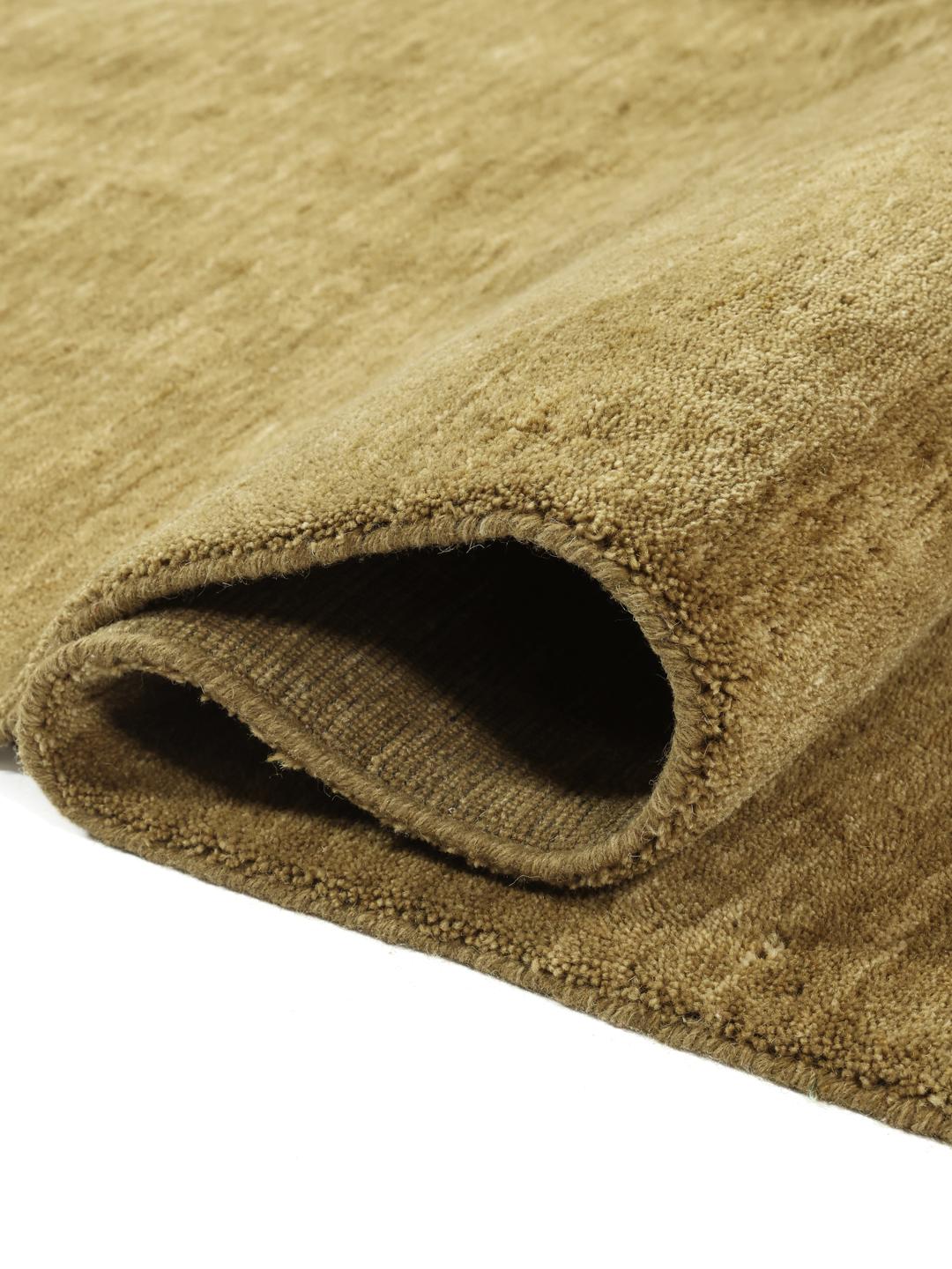 Rugvista premium - Handloom fringes - Olivgrön 140 x 200 cm Ullmatta ...