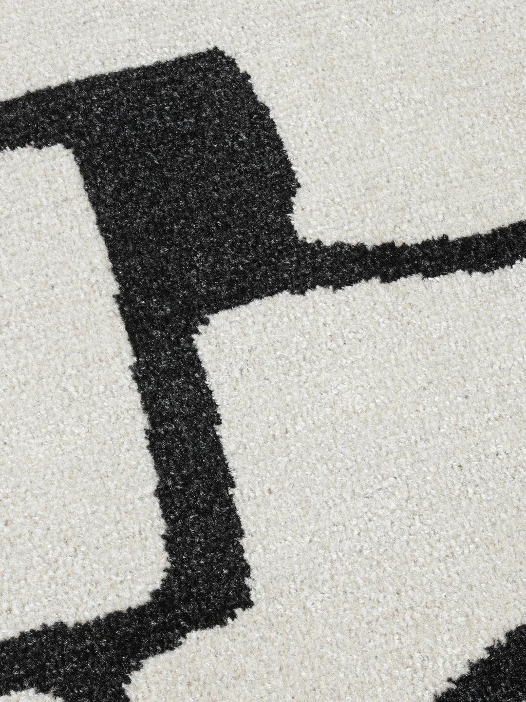 Rugvista essential - Contour - Off White / Black 200 x 300 cm Rug ...