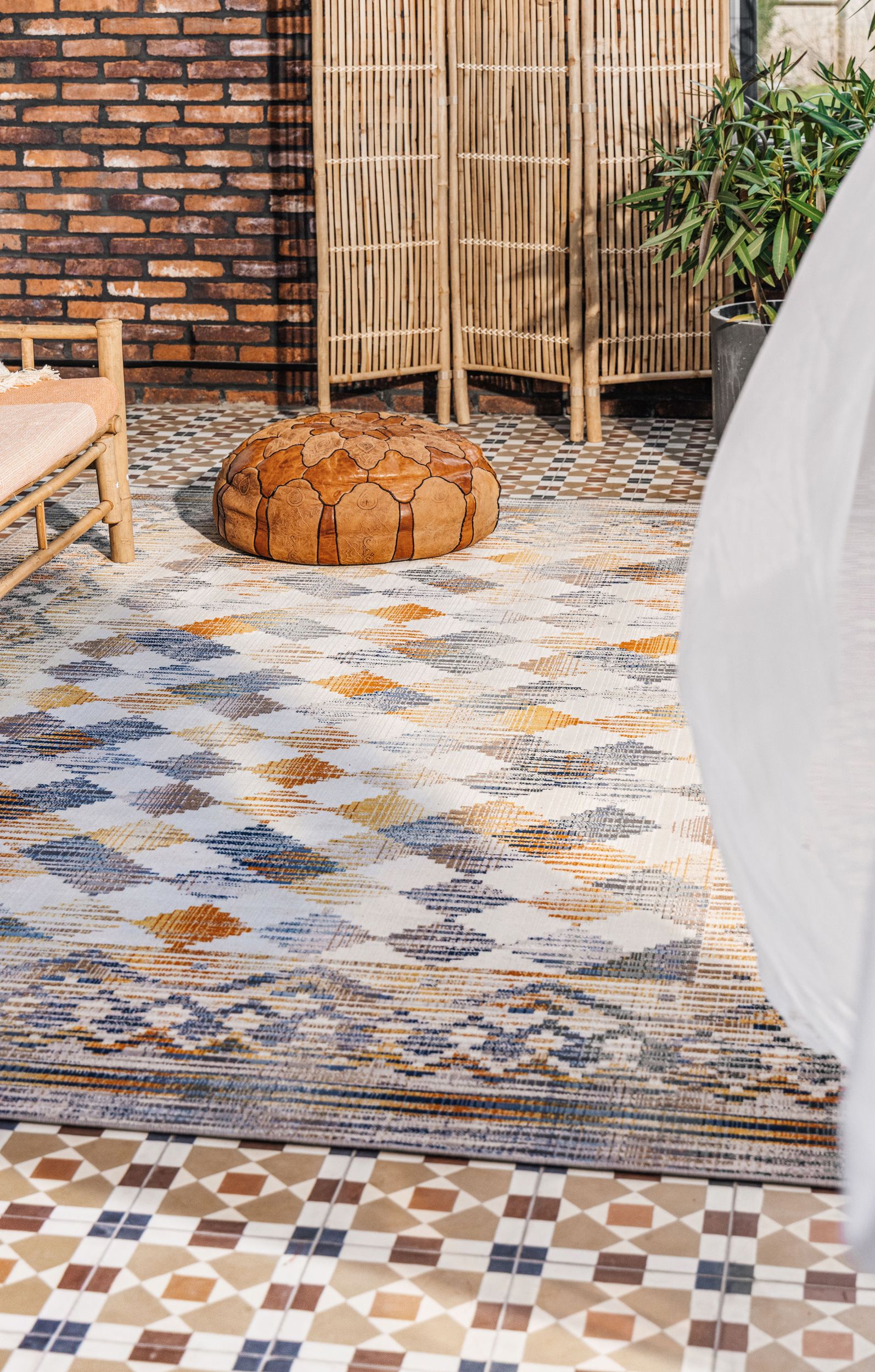 Rugvista Essential - Kea - Yellow / Orange 200 x 300 cm Rug - Rugvista